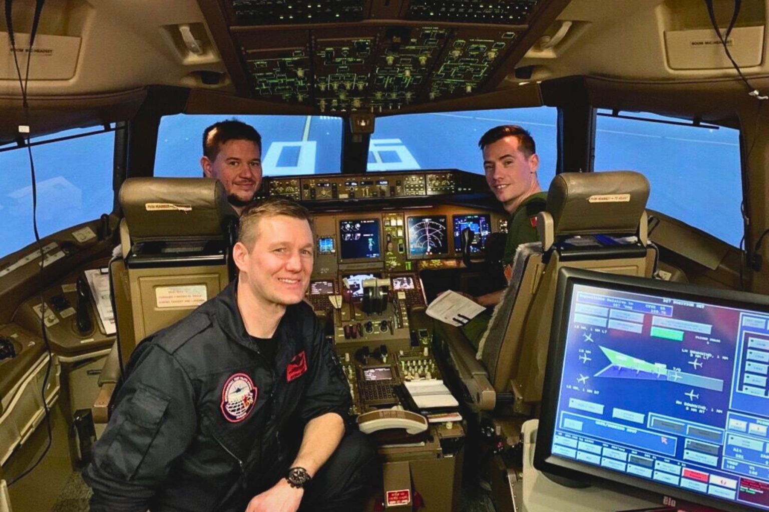 Fixed Wing Students | CAE’s Simulation Facility | Boeing 777-300R